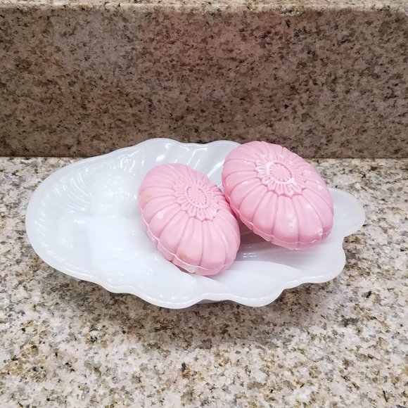 Avon | Bath | Vintage Avon Heavenly Soap Dish With Two Hostess Soaps ...